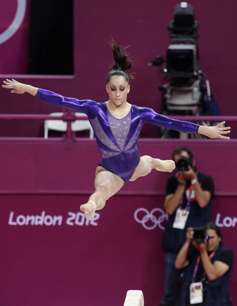 Jeux Olympiques Au Sol De Jordyn Wieber Gymnast Jordyn Wieber Poses