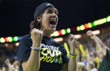 Seattle Storm emcee Shellie Hart’s cool job | The Seattle Times