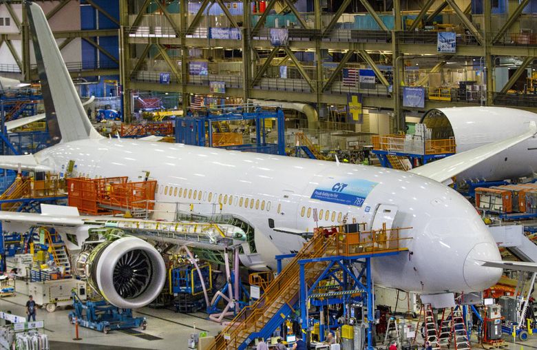Boeing cash flow impresses investors | The Seattle Times