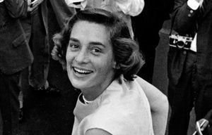 ‘Happy’ Rockefeller, widow of former vice president, dies | The Seattle ...