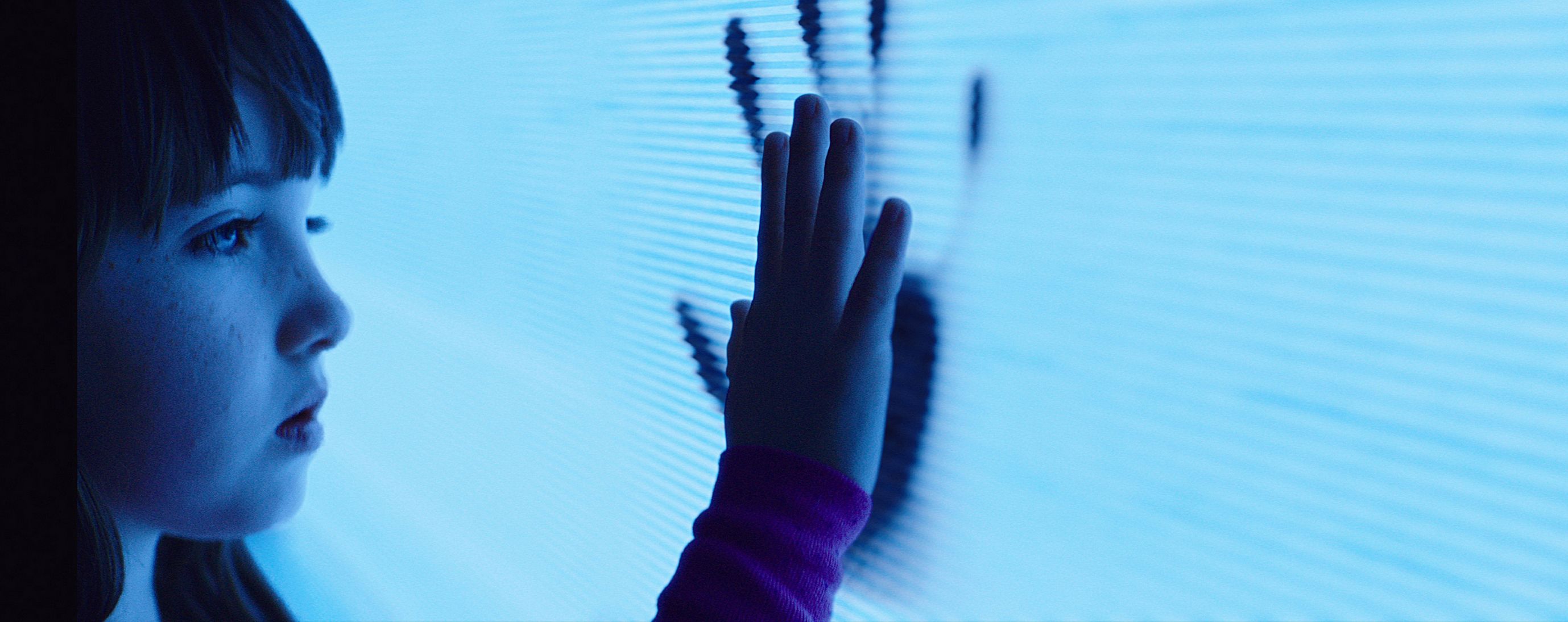 Poltergeist They re here in solid remake The Seattle Times