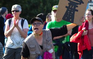 Demonstrators leave peacefully after protest against Shell oil rig ...