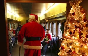 All aboard for a visit with Santa | The Seattle Times