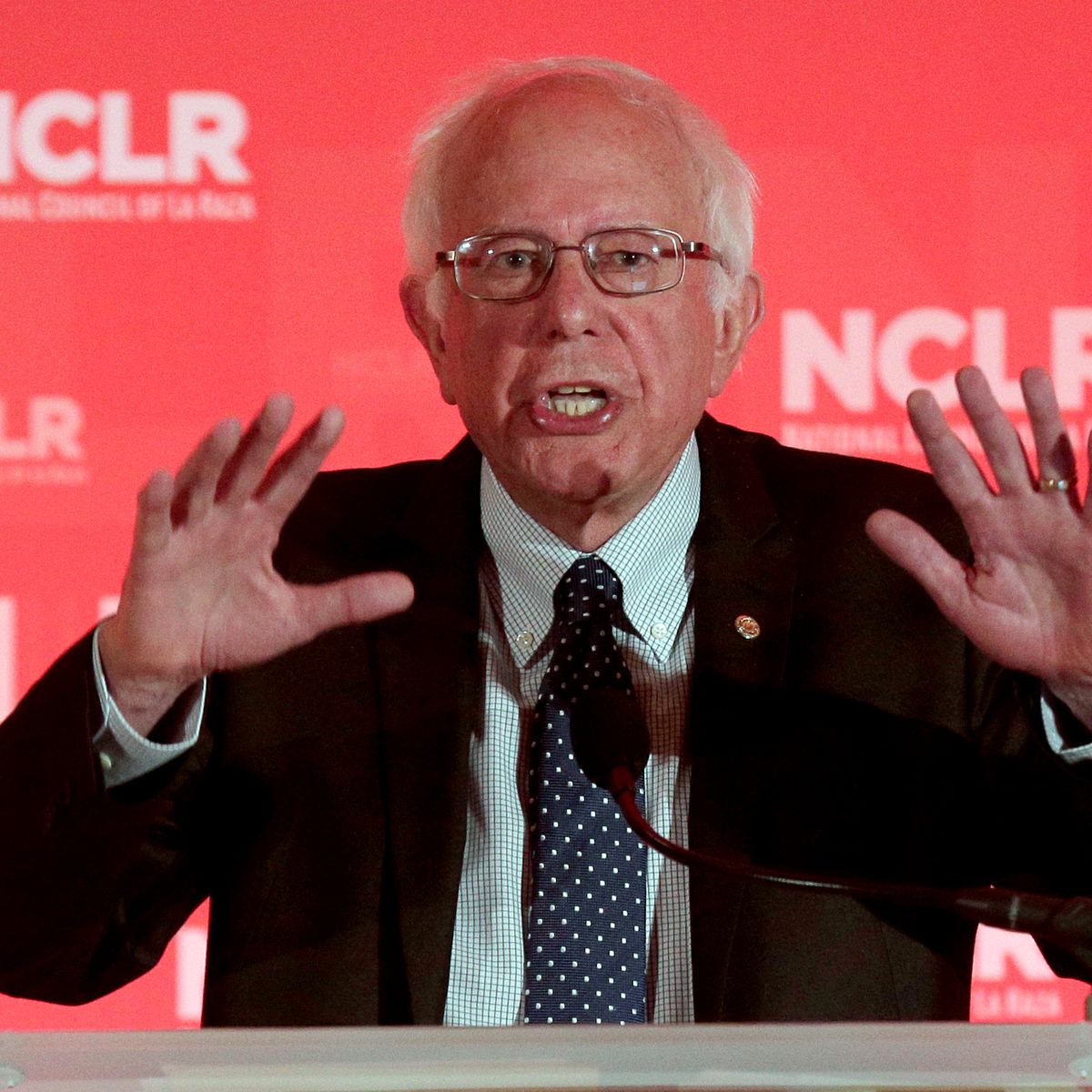 Bernie Sanders gets his say on Clinton’s day in Capitol | The Seattle Times