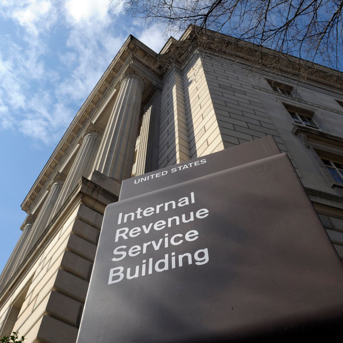 Taxpayer service hits new low at IRS | The Seattle Times