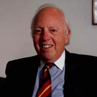 Walter Schoenfeld, who reshaped fashion industry, Seattle sports, dies ...