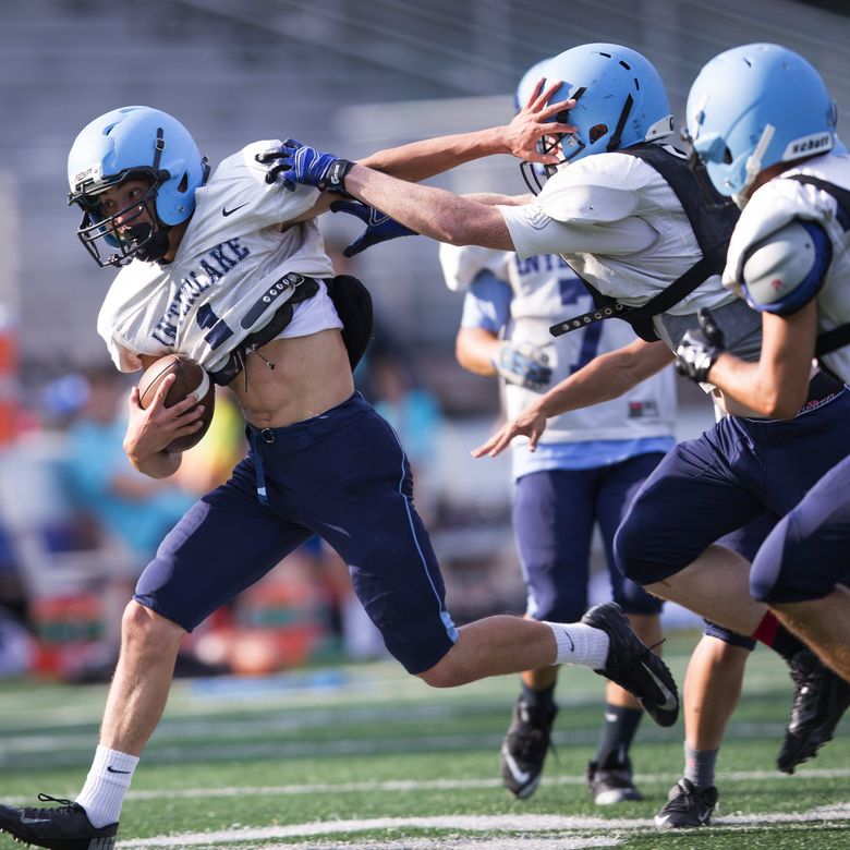 Photo Gallery: Interlake High School football practice | The Seattle Times