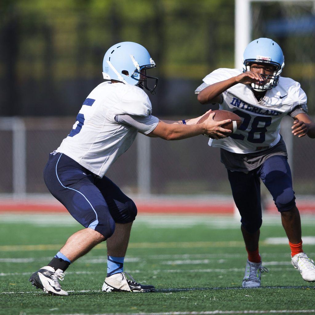 Photo Gallery: Interlake High School football practice | The Seattle Times