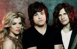 The Band Perry’s big, new sound delights Tulalip crowd | The Seattle Times