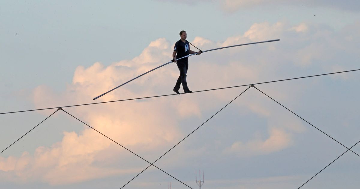 Wallenda completes his longest tightrope walk in Wisconsin | The ...