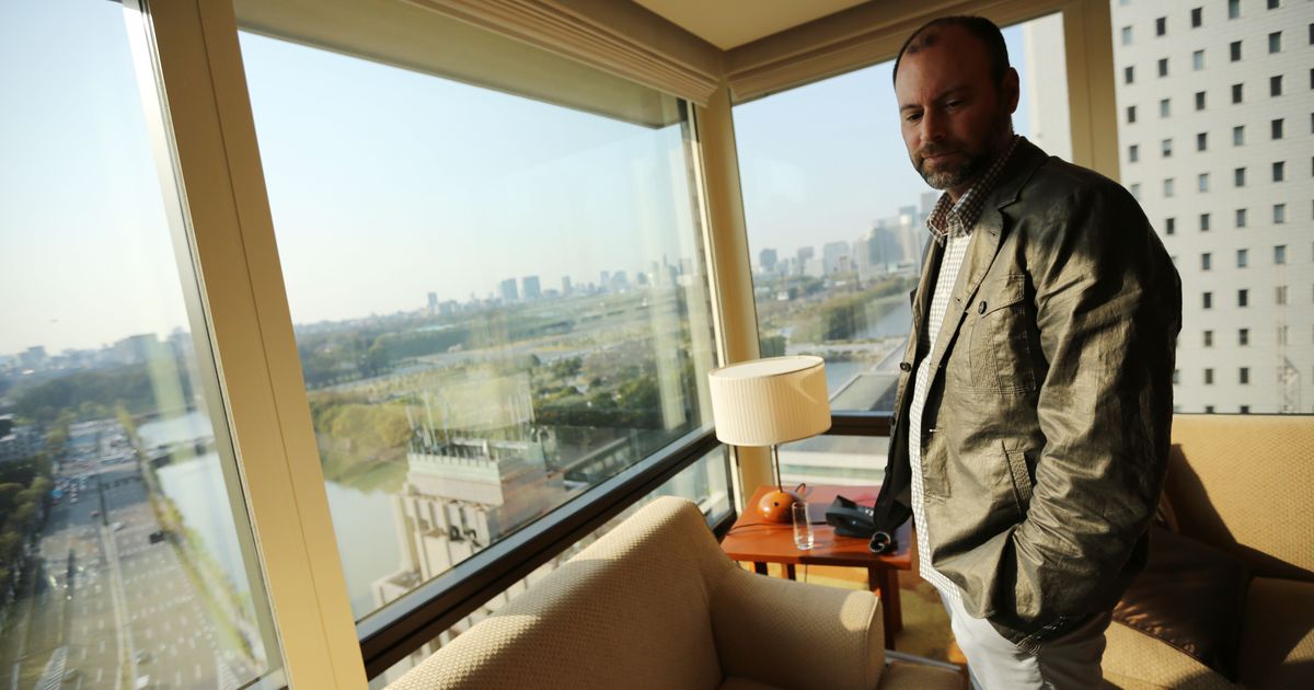 Ashley Madison CEO steps down in wake of hacking | The Seattle Times