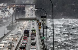 2 killed, thousands without power as winds hit Washington state | The ...