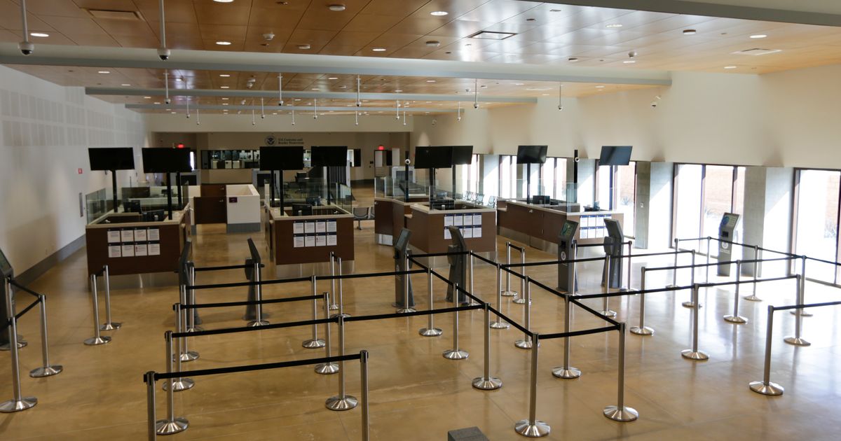 California newest airport terminal extends to Mexico | The Seattle Times