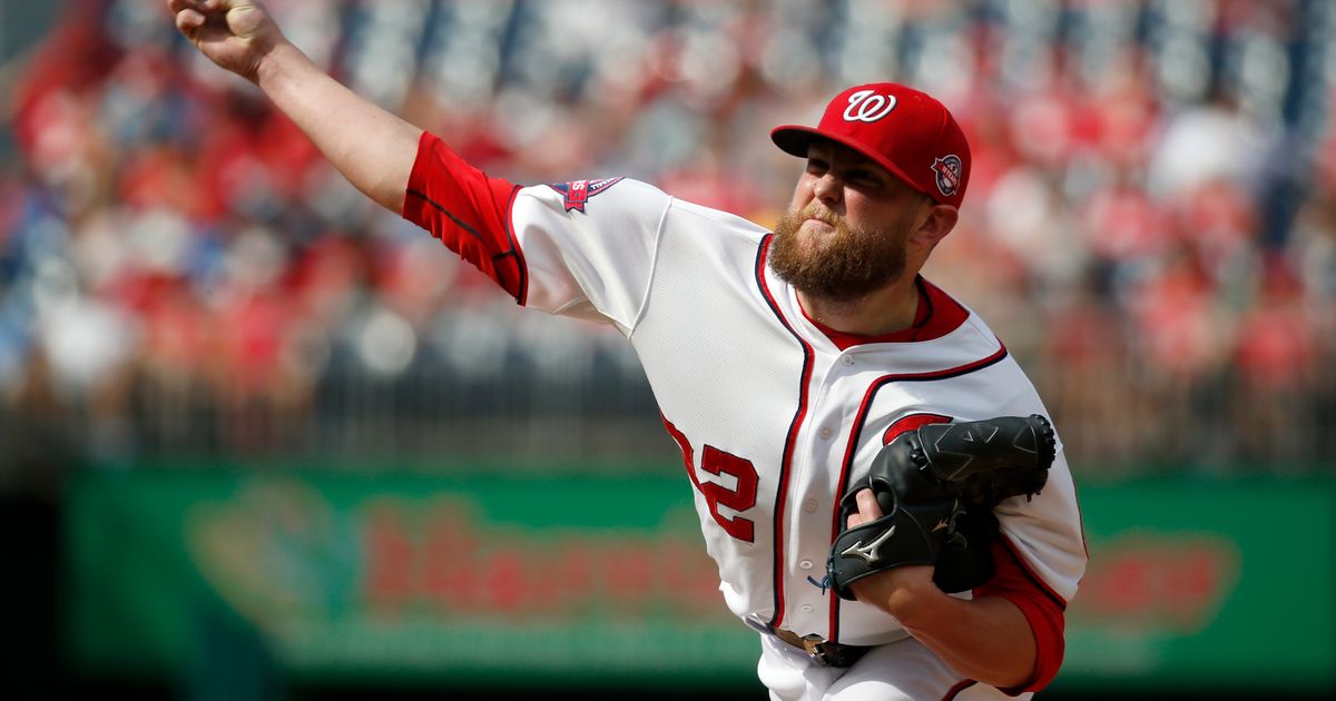 Mariners acquire reliever Drew Storen and cash from the Blue Jays in ...