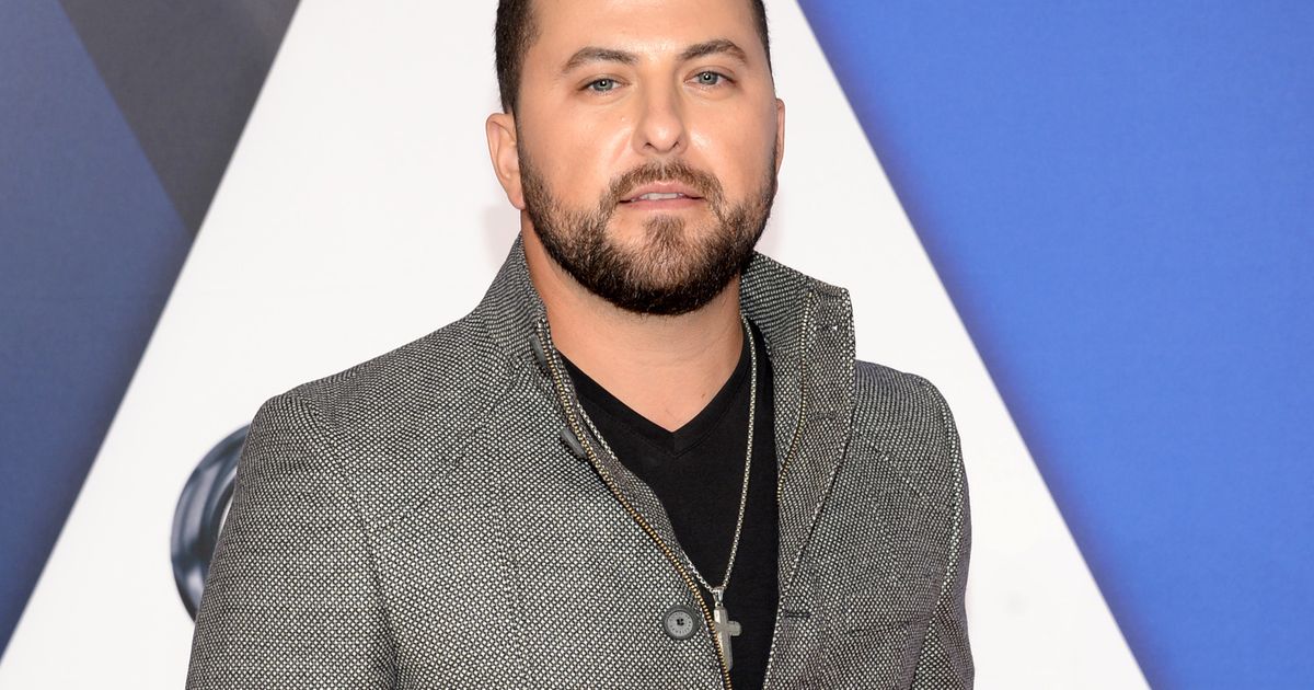Country singer Tyler Farr cancels shows after vocal surgery | The ...