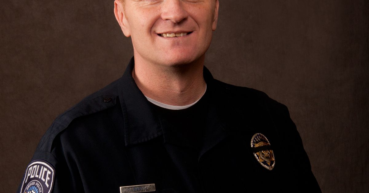 Utah police officer, suspect dead in gunfire exchange | The Seattle Times