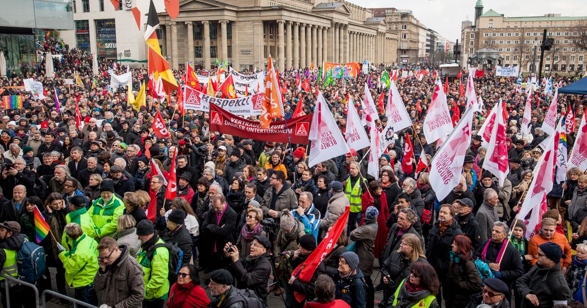 Thousands in Germany protest racism, attacks on refugees | The Seattle ...