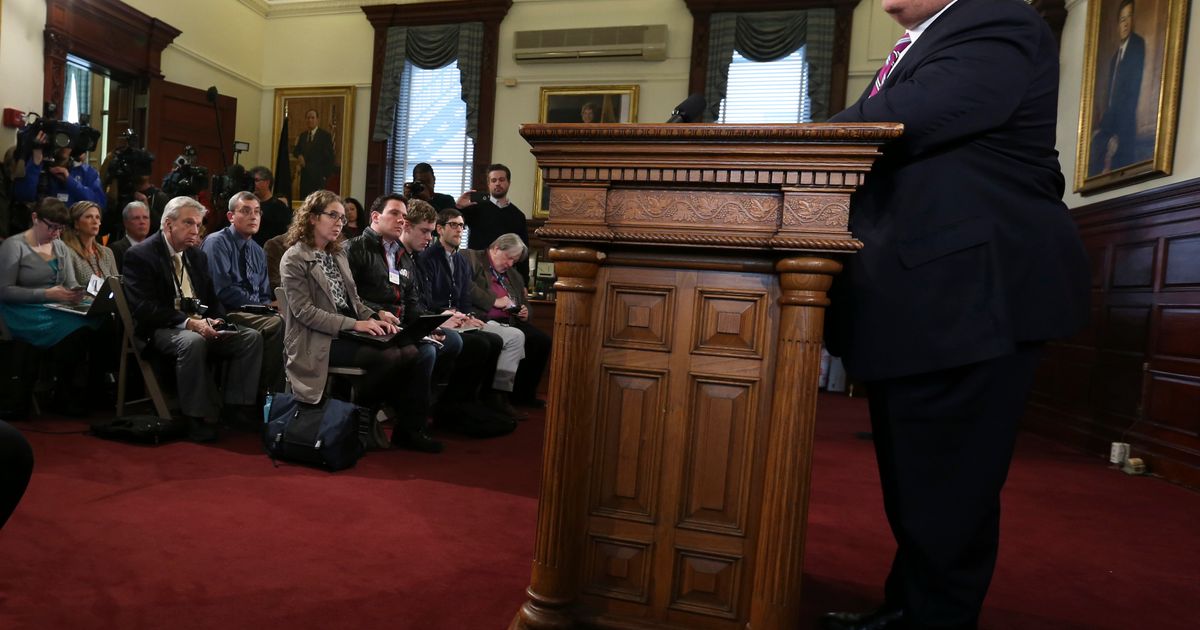 Talking Trump and barbecue on Super Tuesday | The Seattle Times