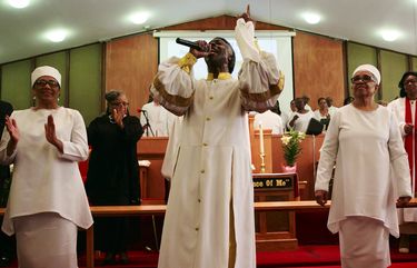 First African Methodist Episcopal Church attendees show Easter finery ...