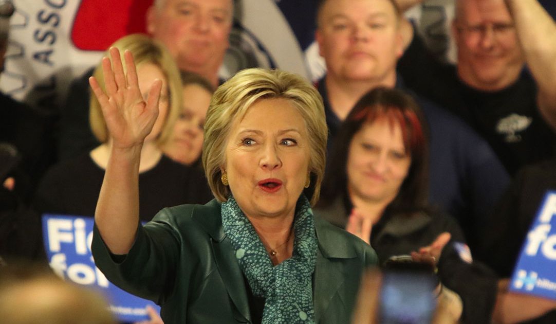 Clinton draws thousands to Seattle speech; slams Trump, Cruz for ...