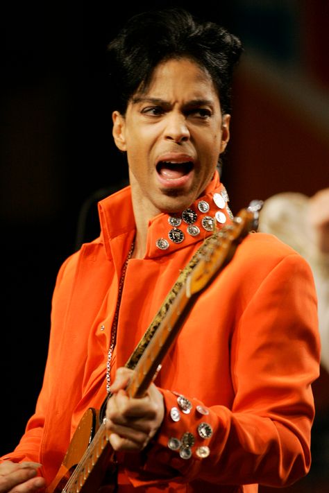 Oprah, Mick Jagger among celebs to react to Prince’s death | The ...
