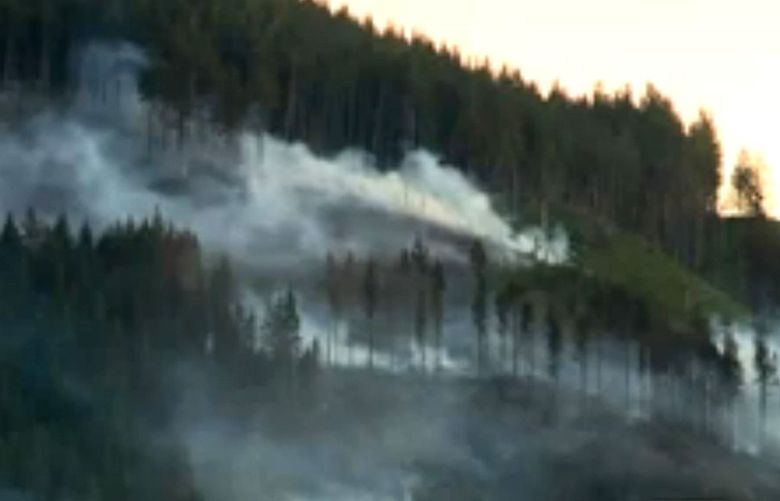 Wildfires burn more than 200 acres in Snohomish County; nearby ...