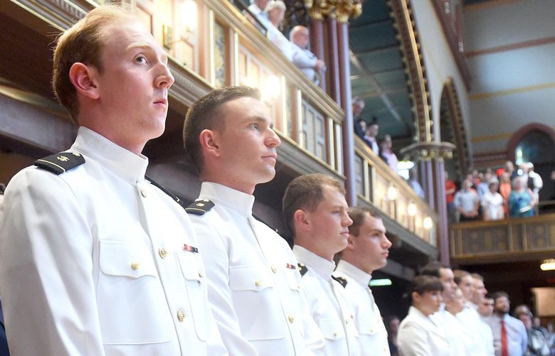 Yale commencement includes first ROTC graduates since 70s | The Seattle ...