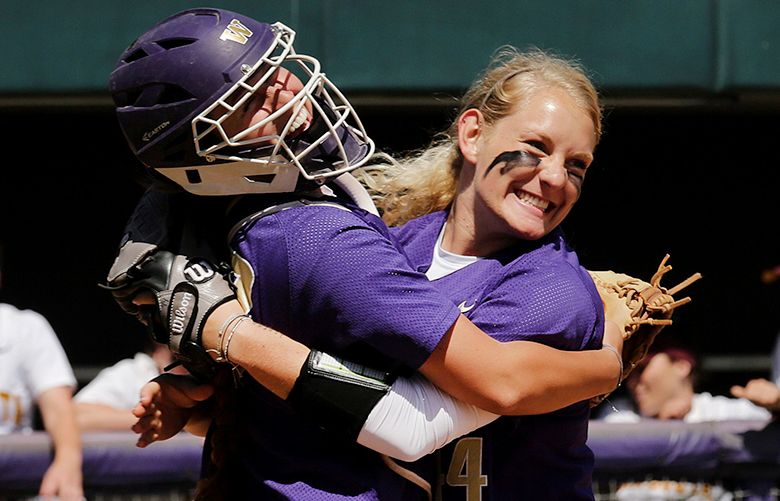 Taran Alvelo helps UW softball beat Minnesota and advance to Super ...