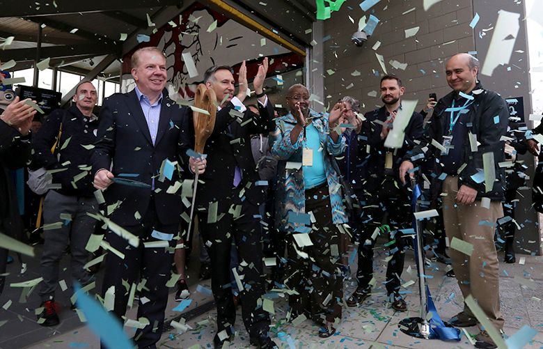 Party at UW, Capitol Hill light-rail stations cost taxpayers $858K ...