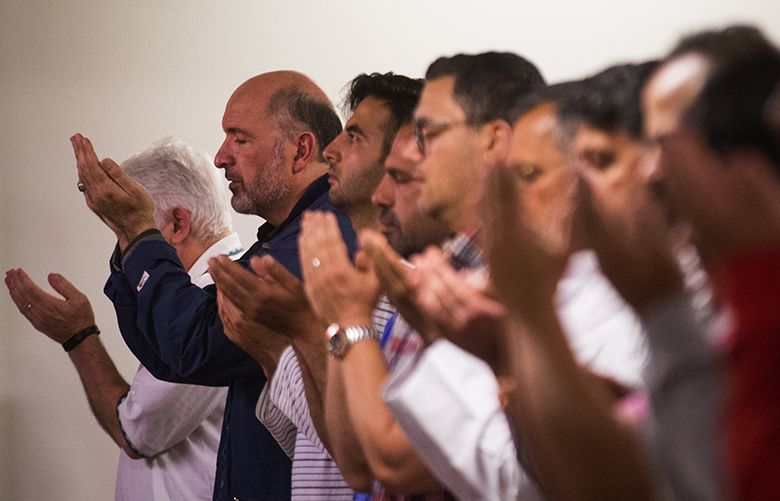 Puget Sound-area Muslims come together to mark Ramadan | The Seattle Times