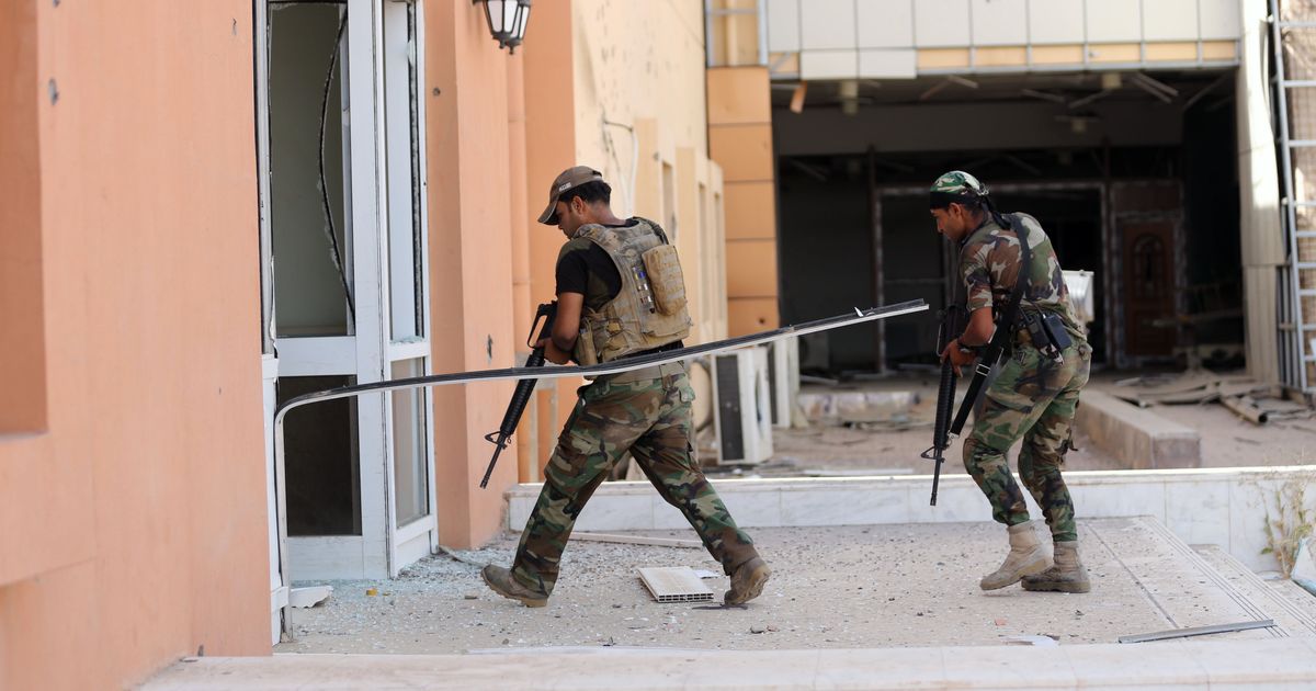 Iraqi forces focus on ISIS in north and west Fallujah | The Seattle Times