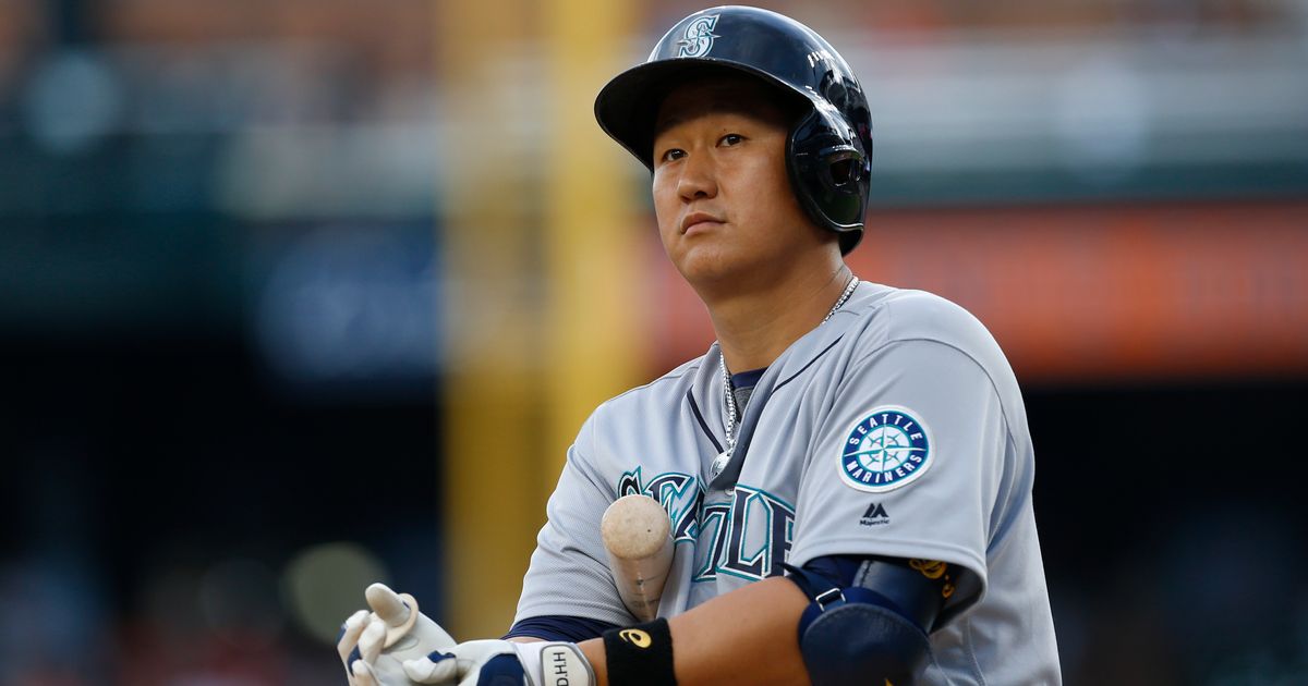 Mariners make a series of roster moves, option slumping Dae-Ho Lee to ...