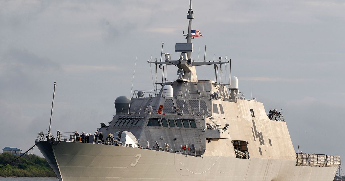 Navy warship to trade some speed for firepower, armor | The Seattle Times
