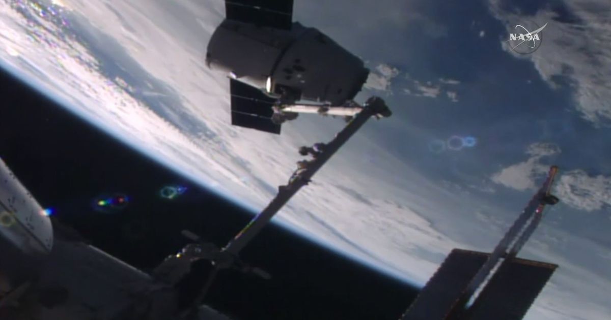 SpaceX Dragon capsule delivers new station docking port | The Seattle Times