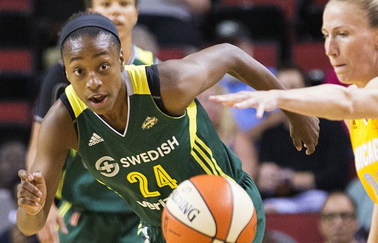 Storm loses, then delivers a social statement | The Seattle Times