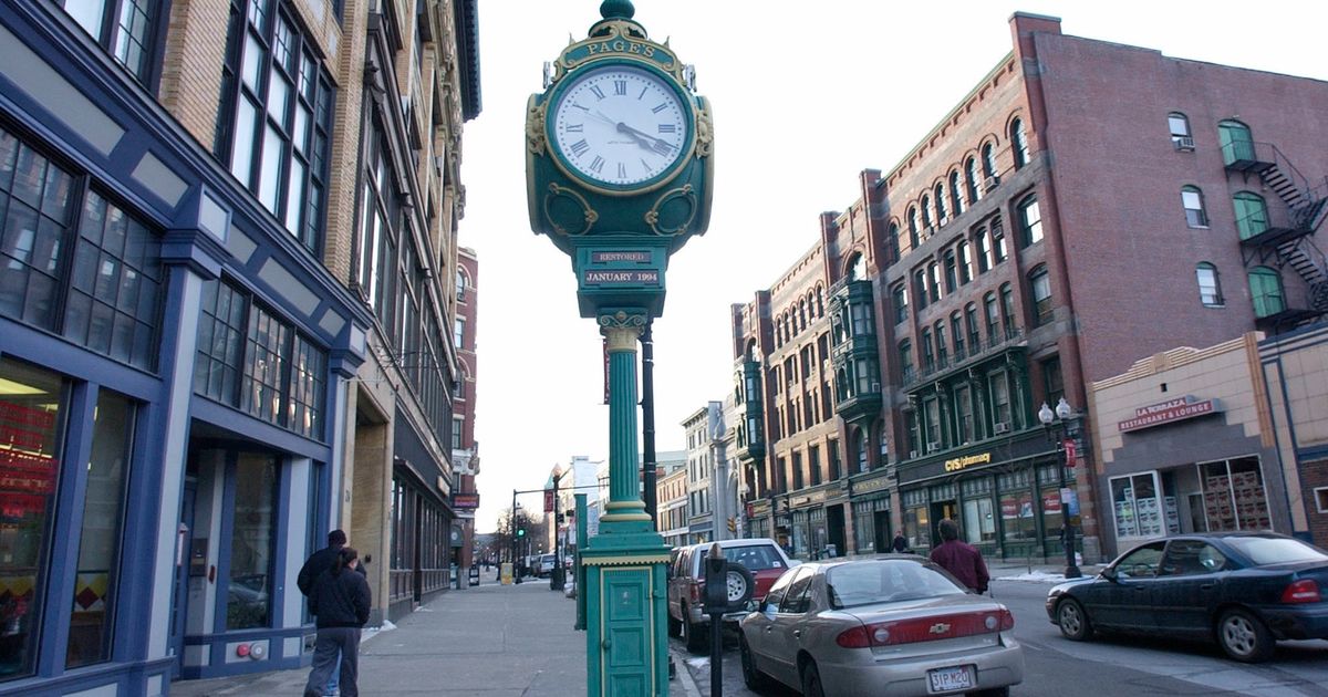 Massachusetts city tells public to stop enabling panhandlers | The ...