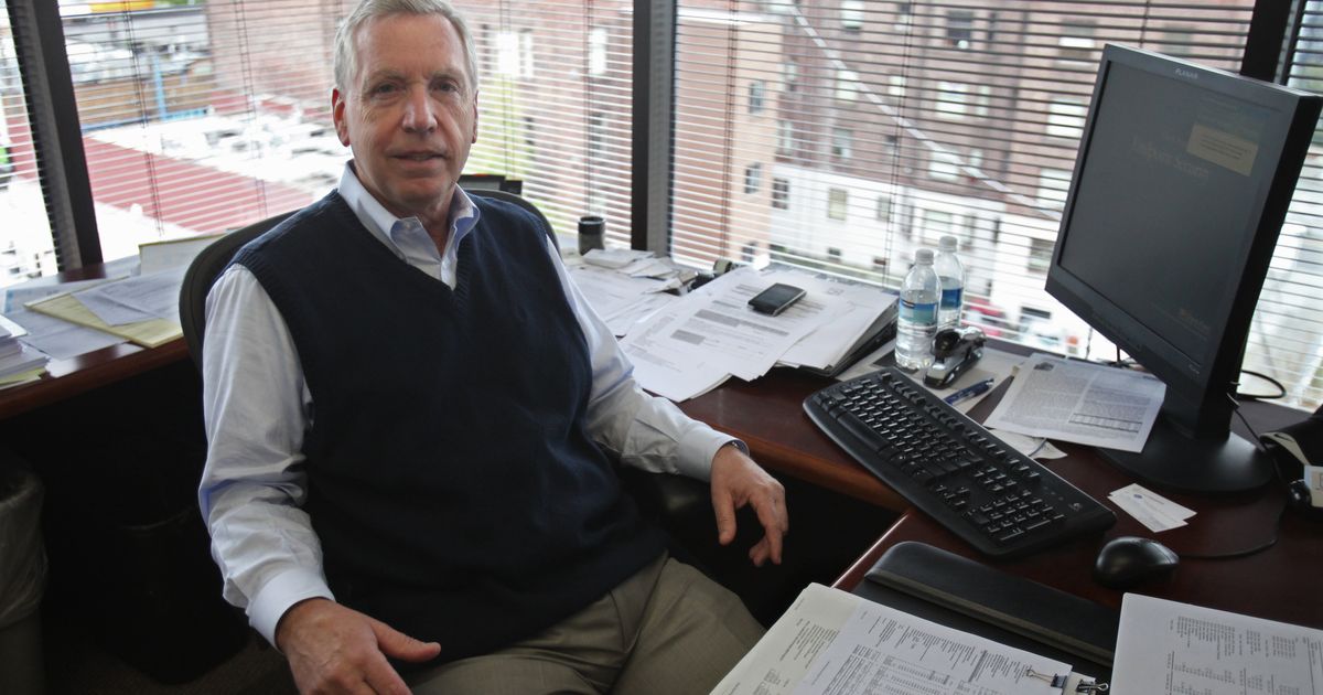 Fixing troubled banks became Patrick’s specialty | The Seattle Times