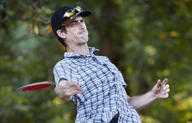 Forget the clubs and balls. Give disc golf a try. | The Seattle Times