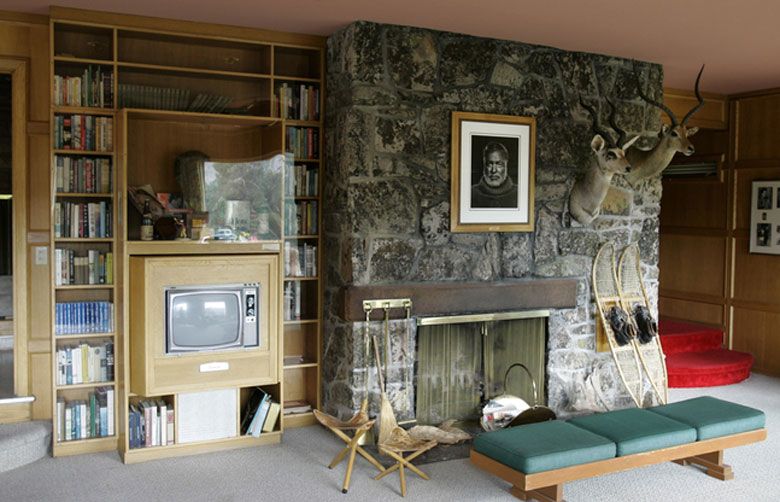 Hemingway home gets back antlers taken by Hunter S. Thompson | The ...