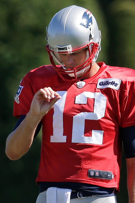 Brady ready after ‘silly accident’ with scissors cuts thumb | The ...