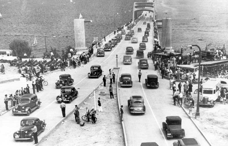 Rebuilt I-90 floating bridge opened 23 years ago after sinking in 1990 ...