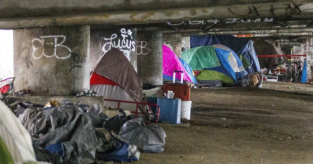 Seattle says it will clear The Jungle, tells residents to leave ...