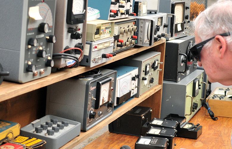 MIT’s flea market specializes in rare, obscure electronics | The ...