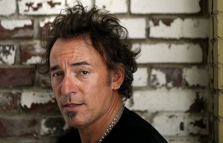 Springsteen applies his trademark lyricism to his autobiography | The ...