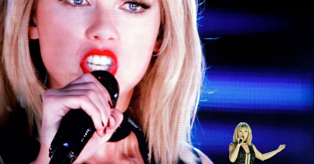 Pop stars and fast cars: Taylor Swift plays Formula One | The Seattle Times