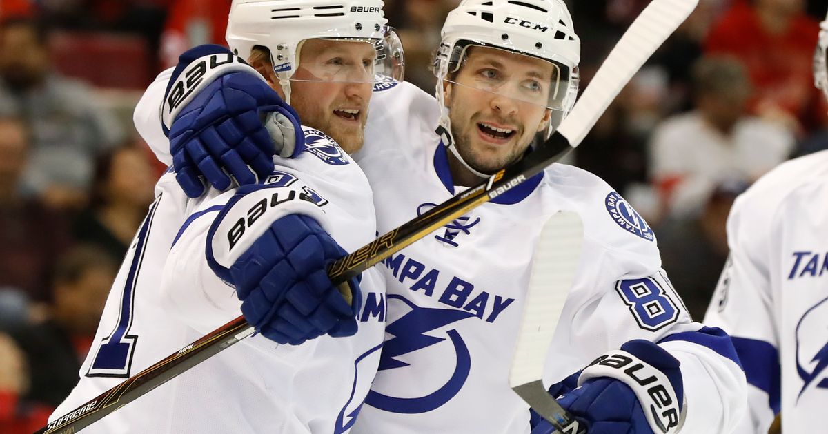 Knee injury sidelines Lightning star Stamkos indefinitely | The Seattle ...
