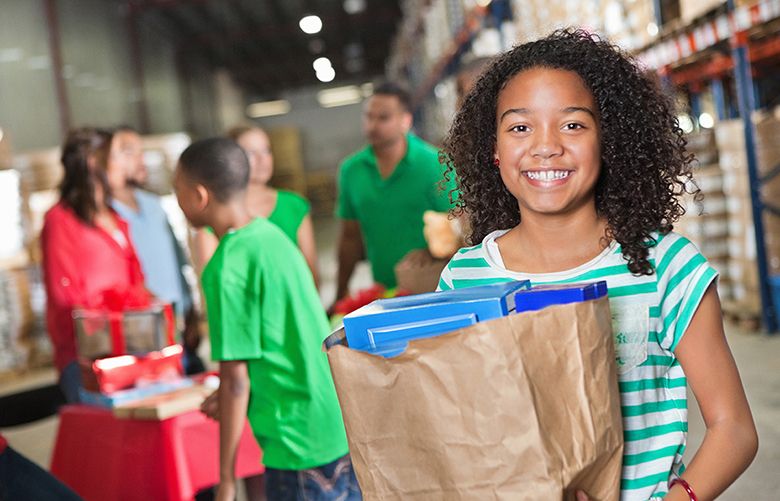 Five ways to volunteer with your kids this holiday | The Seattle Times