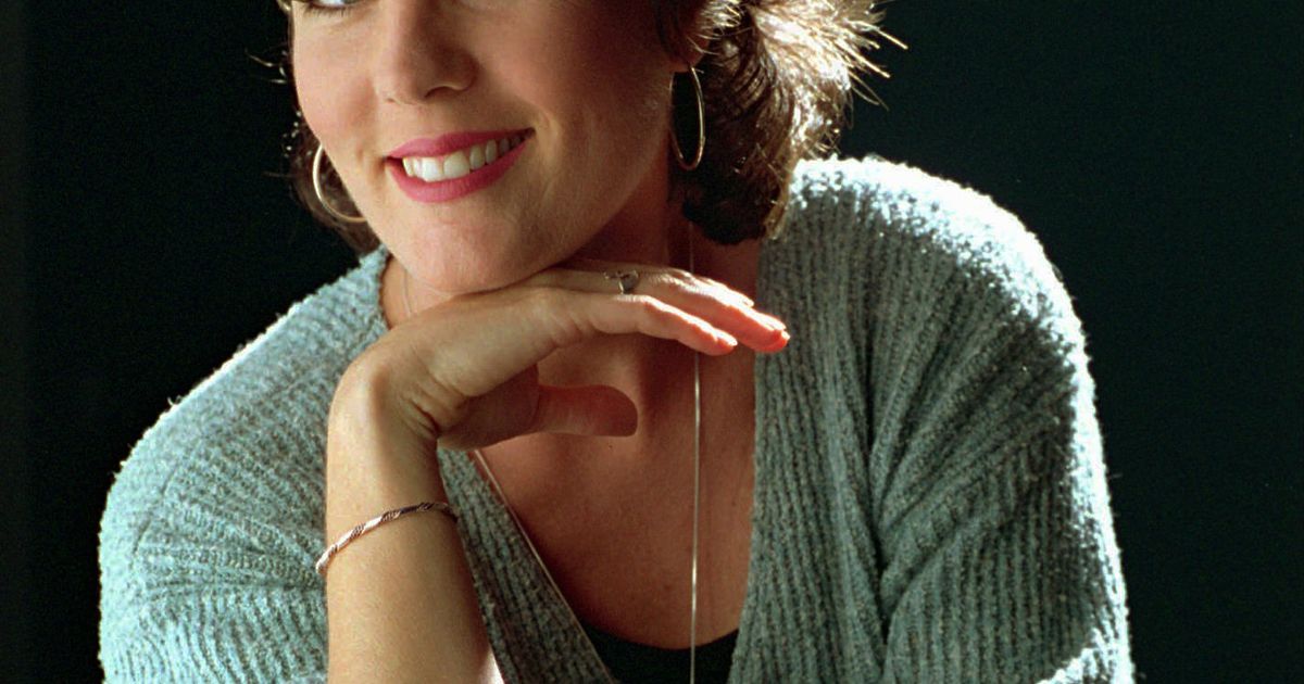 ‘Daddy’s Hands’ singer Holly Dunn dead at 59 | The Seattle Times