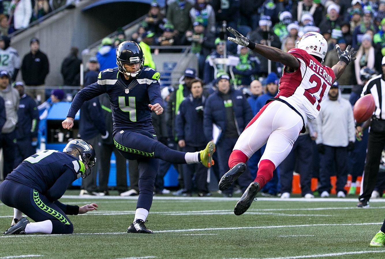 Seahawks’ offensive line was brutal in the first half vs. Cardinals ...