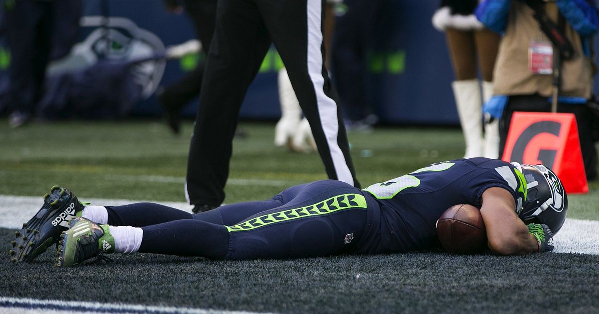 Seahawks’ offensive line was brutal in the first half vs. Cardinals ...